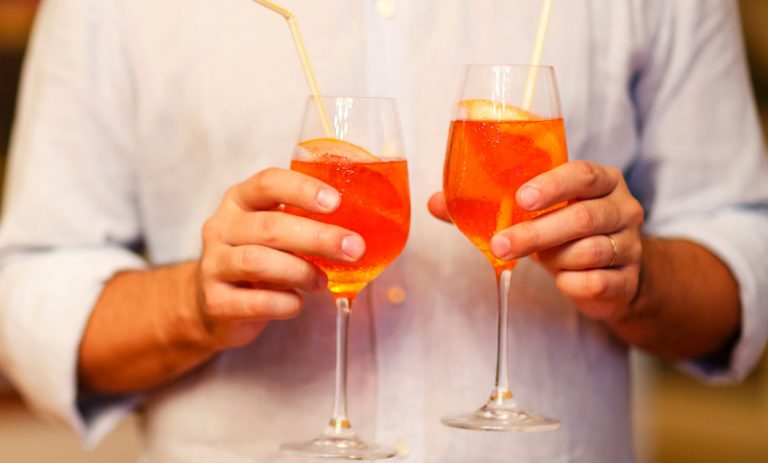 8 Traditional Italian Drinks To Try in Italy - Savored Sips