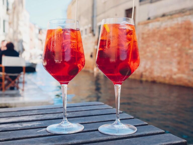 Campari vs Aperol: How Do These Iconic Italian Aperitifs Compare ...