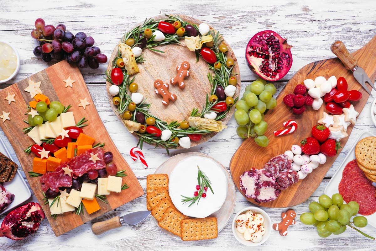 10 Best Christmas Snack Board Ideas - Savored Sips