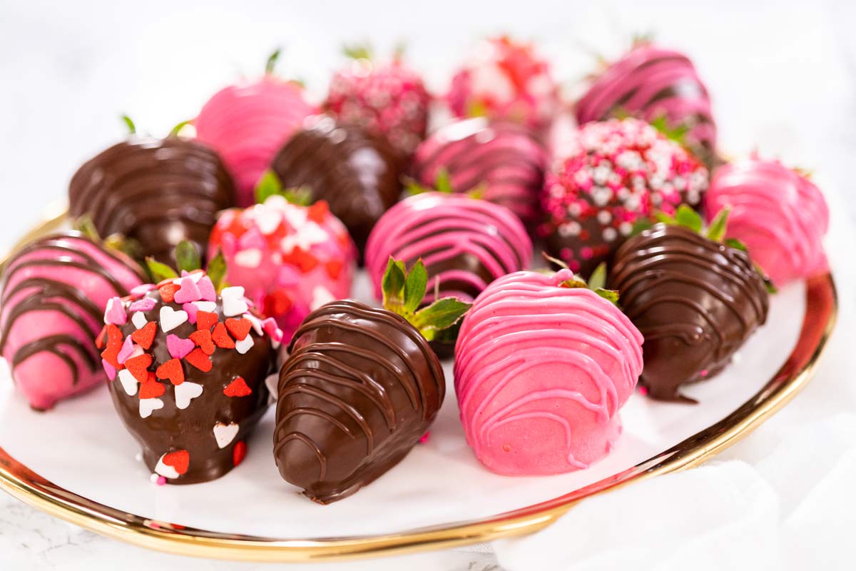 Chocolate-Covered Strawberries with a Valentine’s Twist - Savored Sips