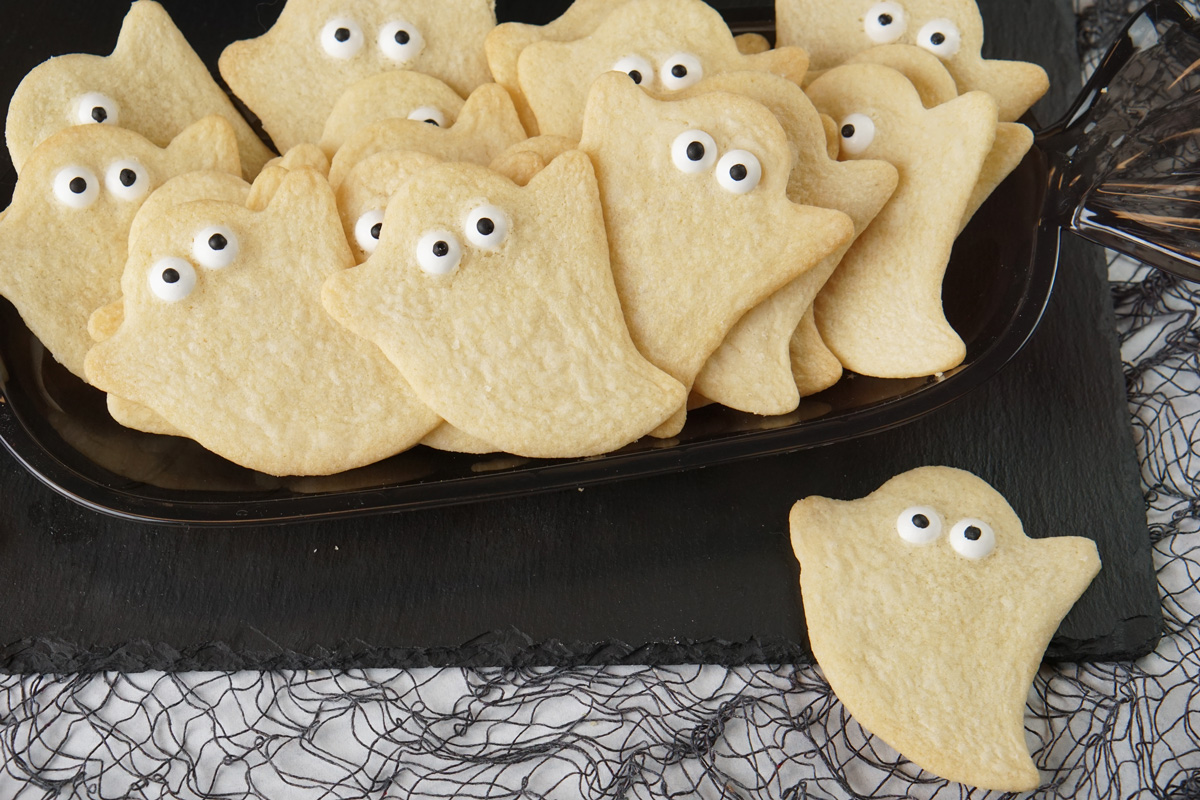 Easy Ghost Cookies - Savored Sips