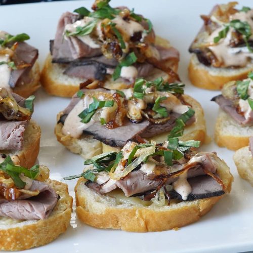 Roast Beef & Caramelized Onion Canapes - Savored Sips